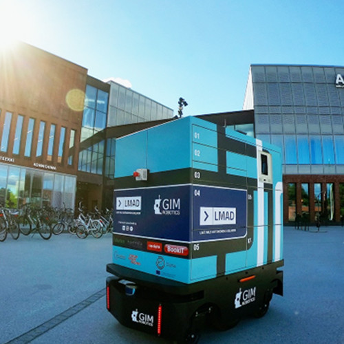 Winnsen Delivery Robot Parcel Locker Last Mile Contactless Card Reader