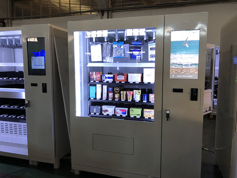 Automatic Refrigerated Can Vending Machines Made of Reliable Steel with ...