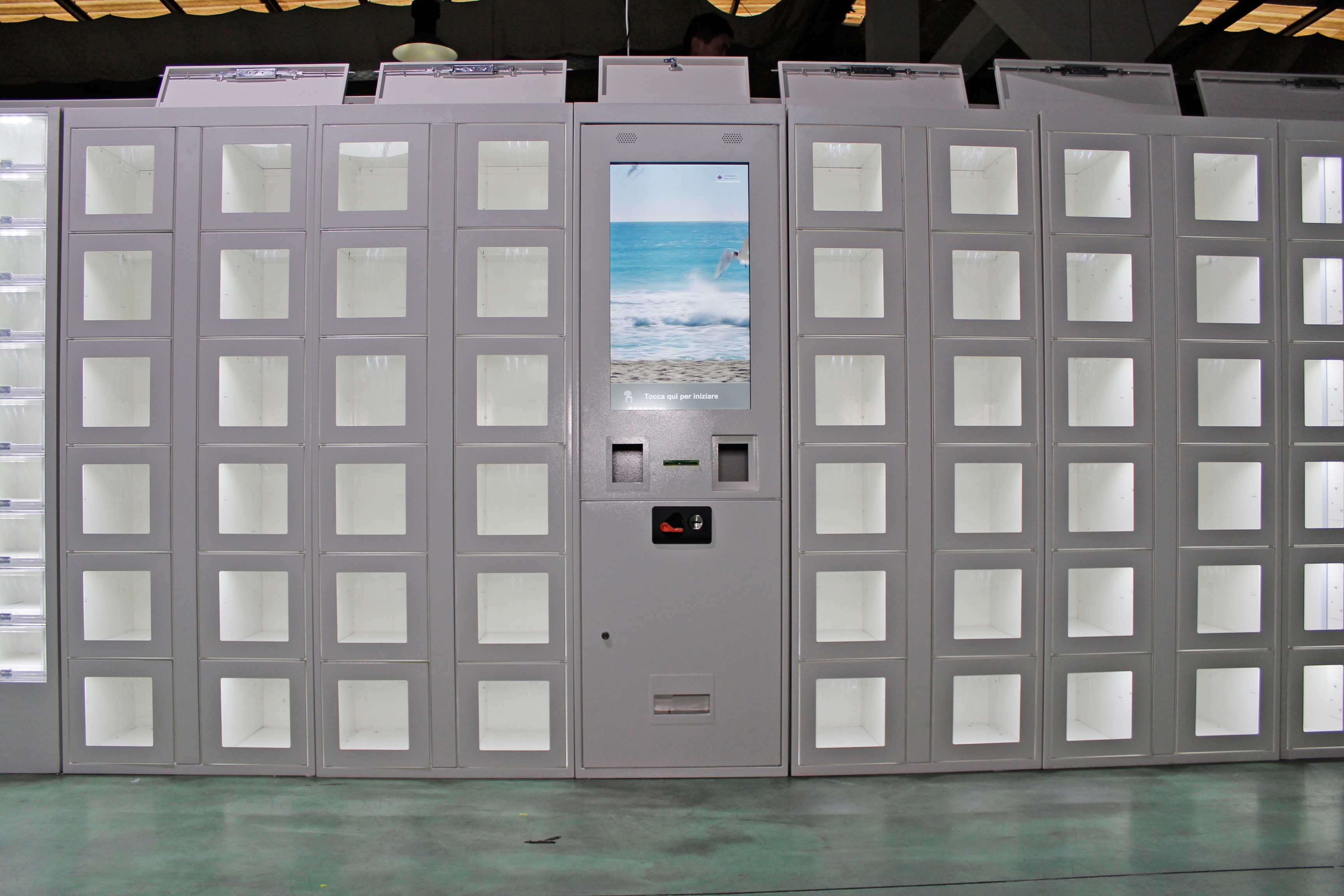 Multi-variety Combo Lockers vending machine for cold storage locker ...