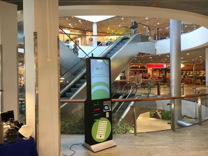 Coin Operated Mobile Phone Charging Station , Cell Phone Charger Kiosk